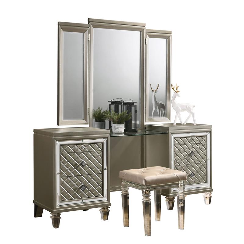 Bedroom Vanities: Makeup Vanity Tables and Desk Sets Online