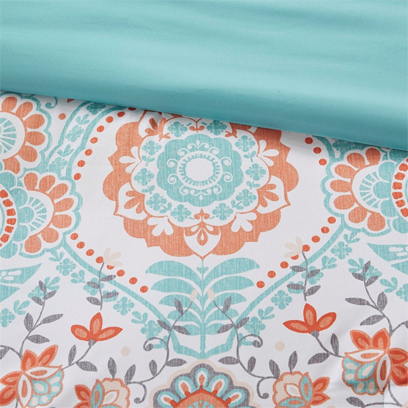 Intelligent Design Vinnie Boho Comforter Set with Bed Sheets in Aqua ...