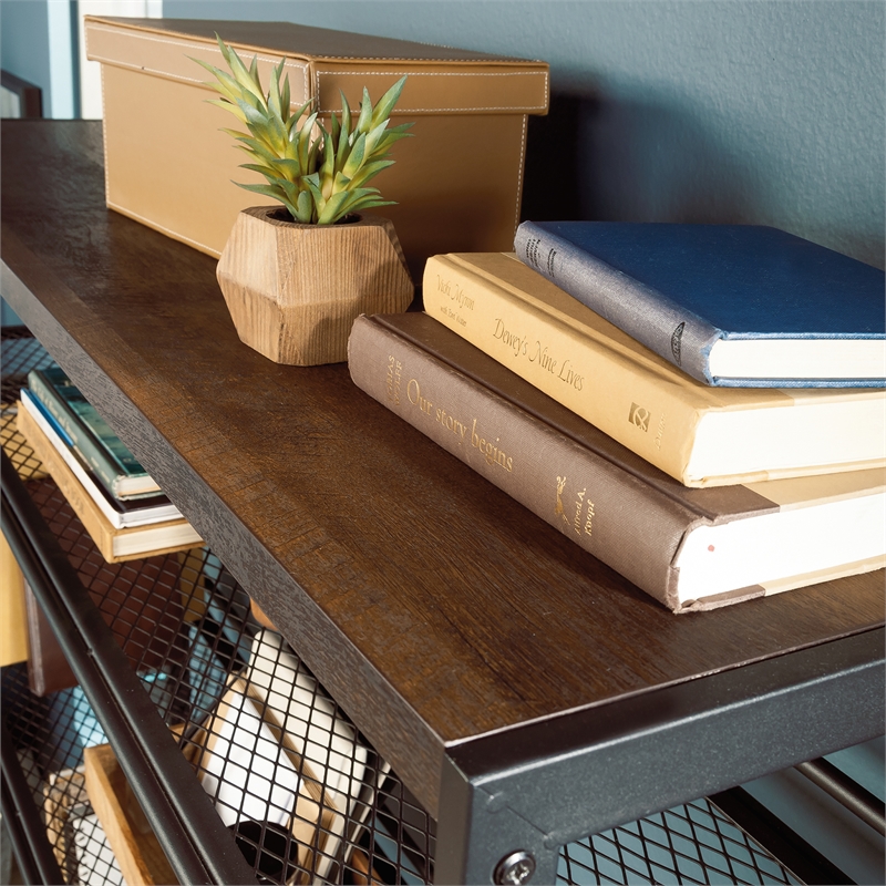 Sauder Briarbrook Engineered Wood Computer Desk with Hutch in Barrel ...