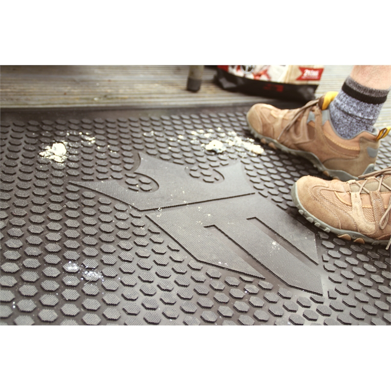 Matsmiths BBQ Nylon Grill Floor Mat in Black | Homesquare